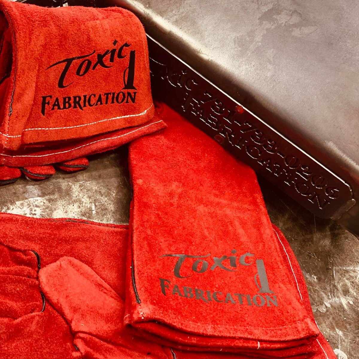 Toxic Fab Gloves - Toxic Fabrication